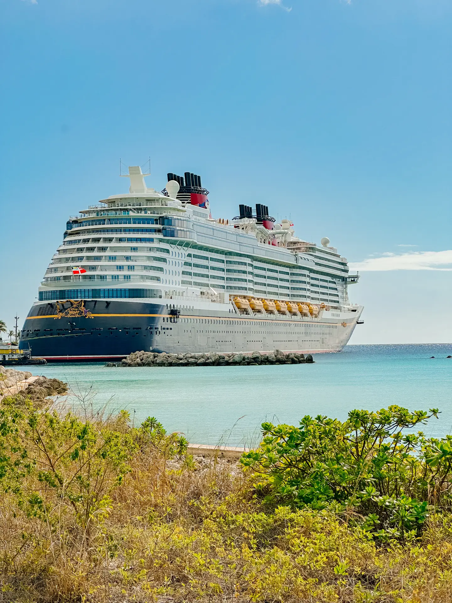 All the Current Disney Cruise Line Deals You Need to Know for 2025–2026 ...